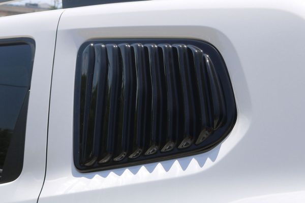 Daci Duster Rear Butterfly Vent 2 Pieces 2010-2017 - Omsa Line
